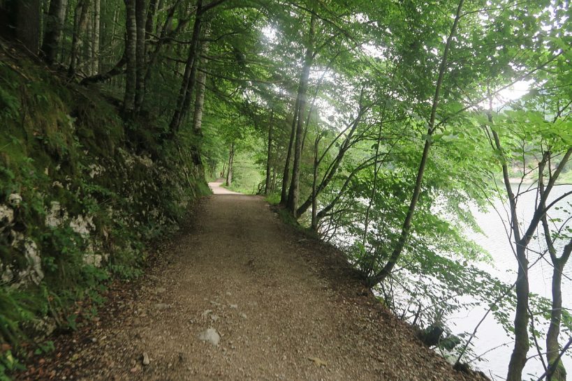 Exploring Schwarzensee – a hidden gem in Salzkammergut | Travel Hacker Girl